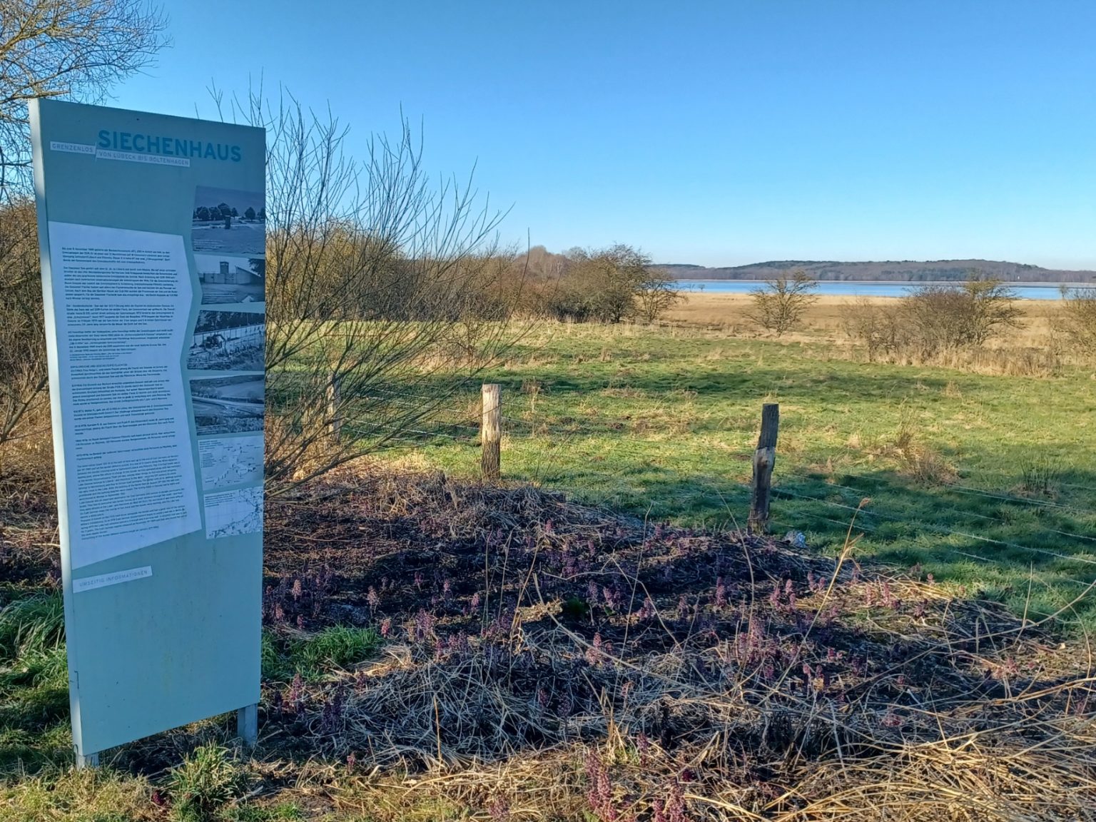 Stele - Siechenhaus - Dassow - Tor zur Ostsee